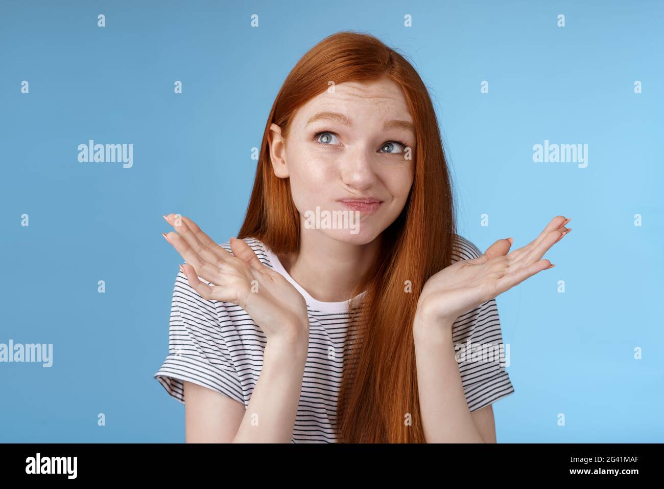 Awkward feeling hi-res stock photography and images - Alamy