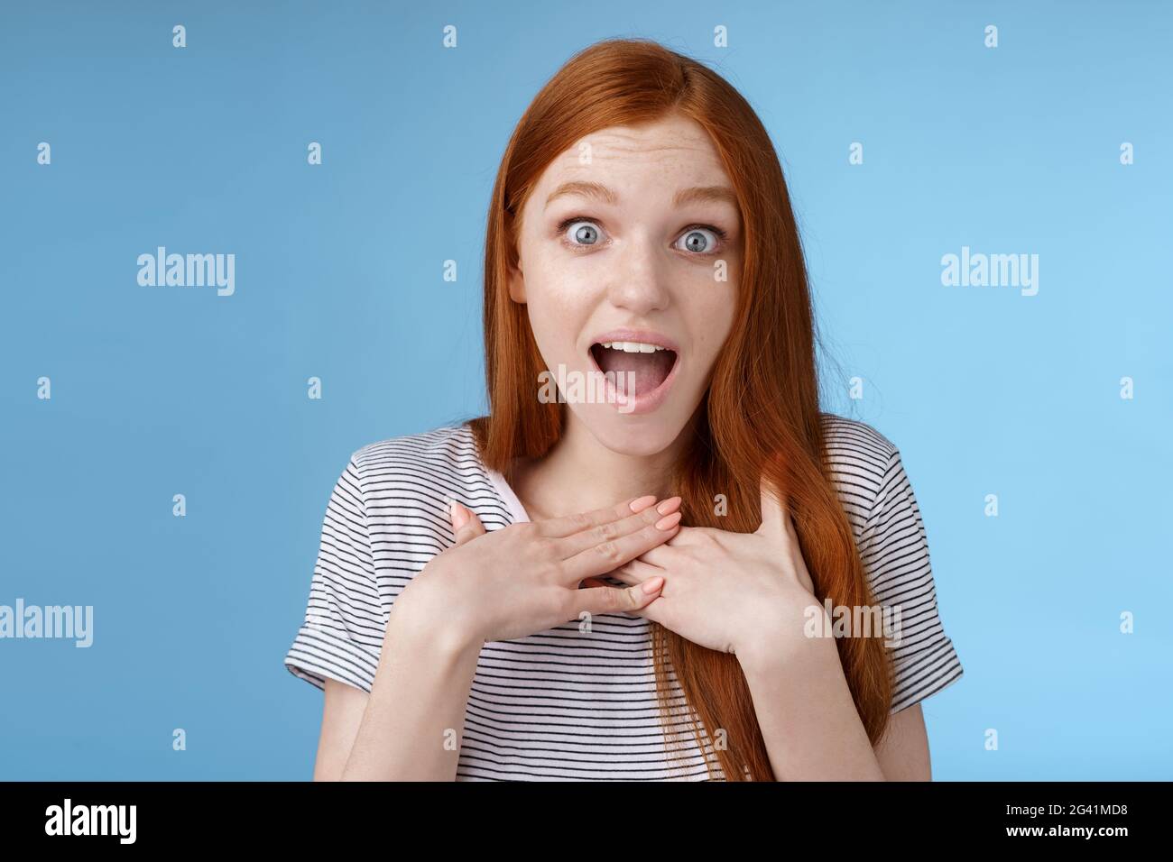 Amused surprised woman hi-res stock photography and images - Alamy