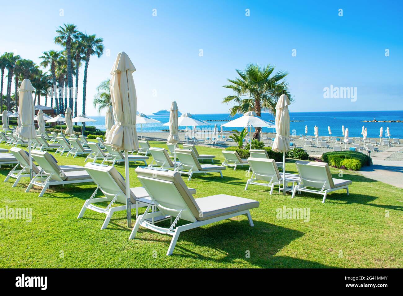 Sunrise beach landscape on the Mediterranean coast on Cyprus island ...