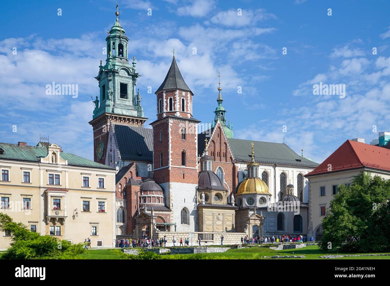 Gothic cathedral cracow hi-res stock photography and images - Alamy