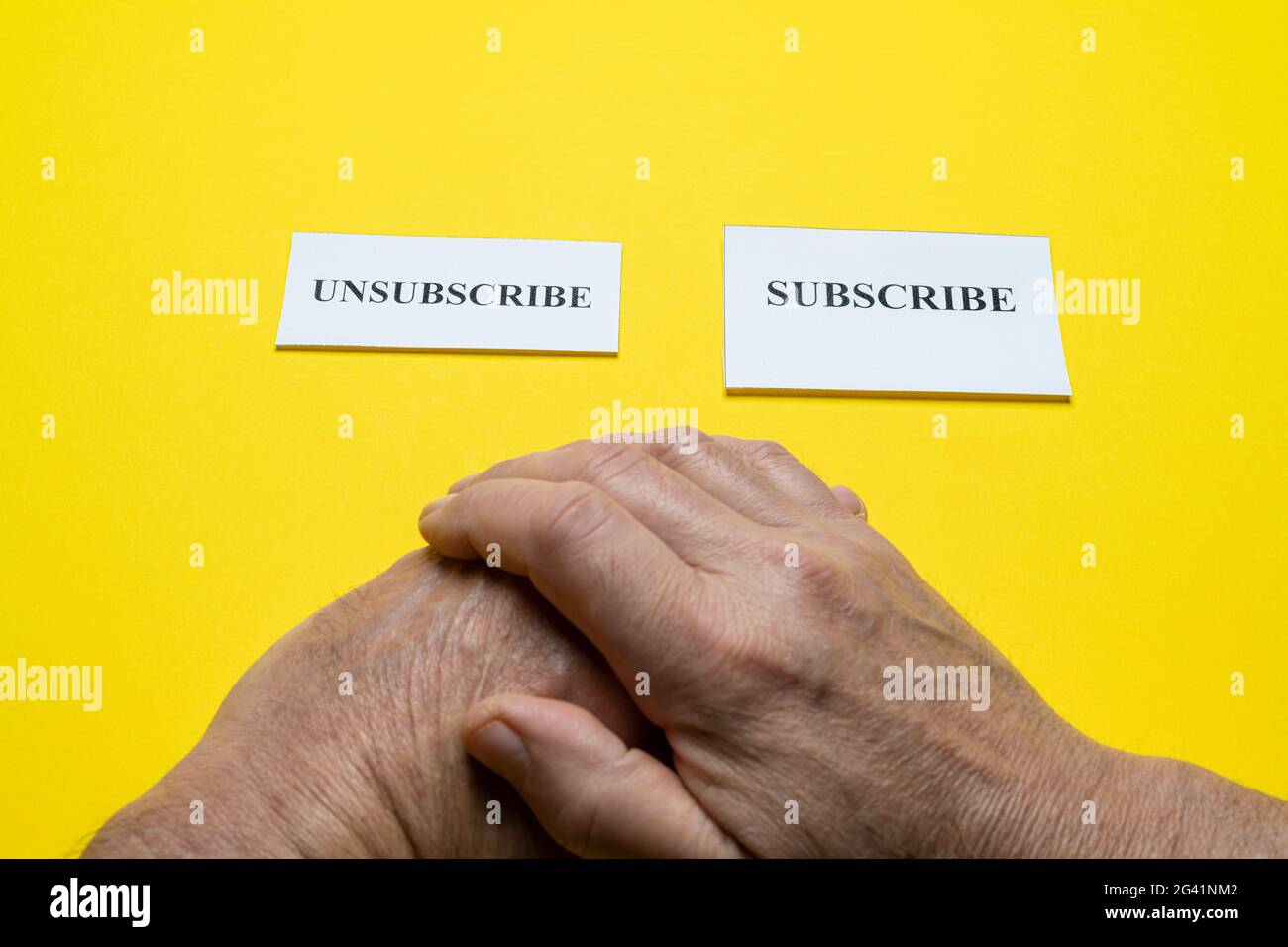Unsubscribe hi-res stock photography and images - Alamy