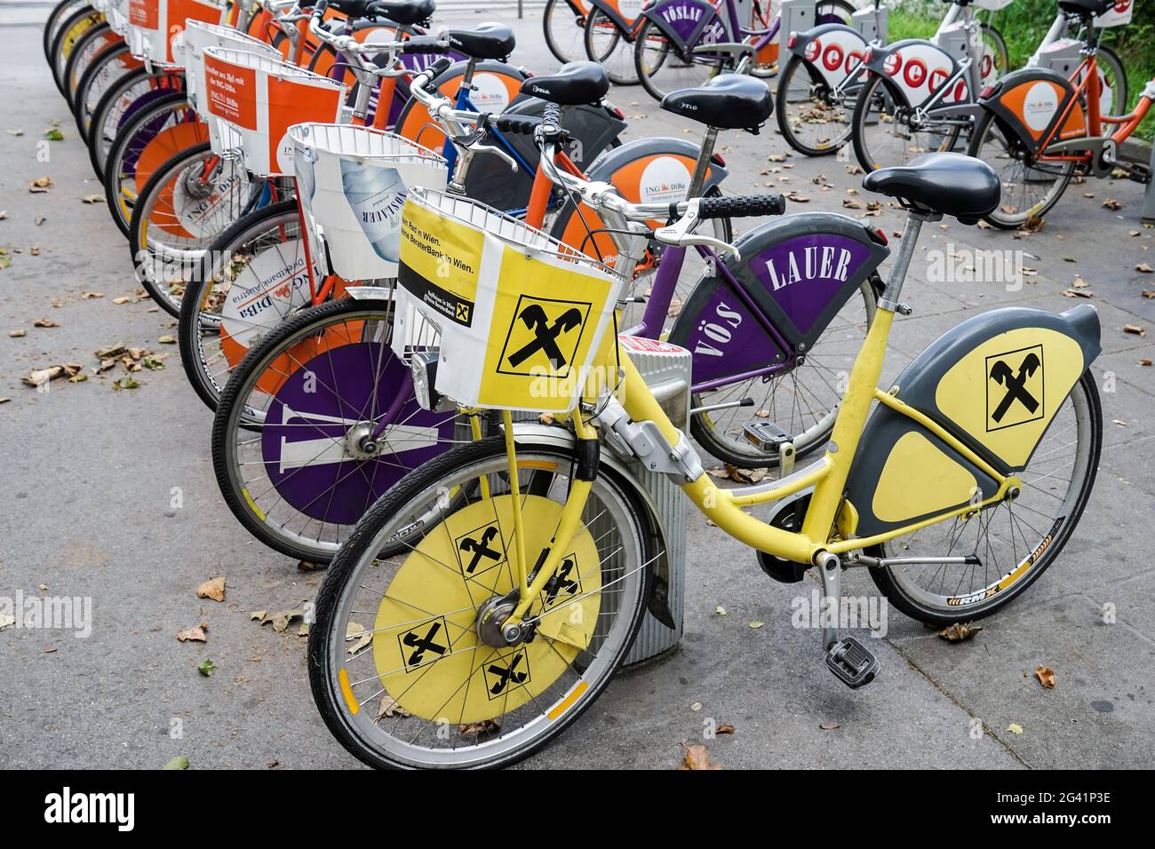 Vienna wheels hi-res stock photography and images - Alamy