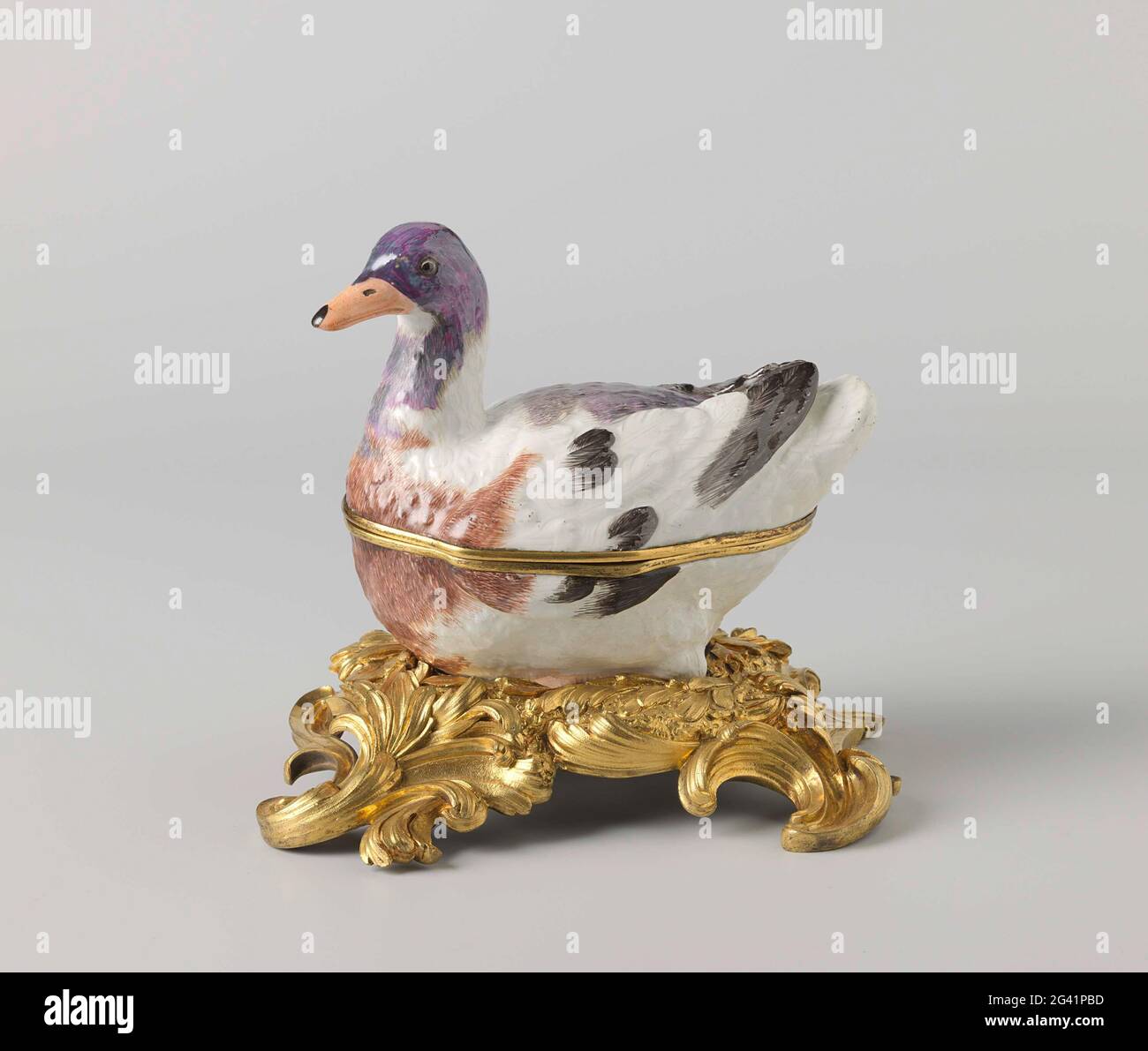 Box in the shape of a duck. Box of painted porcelain, belly of the duck ...
