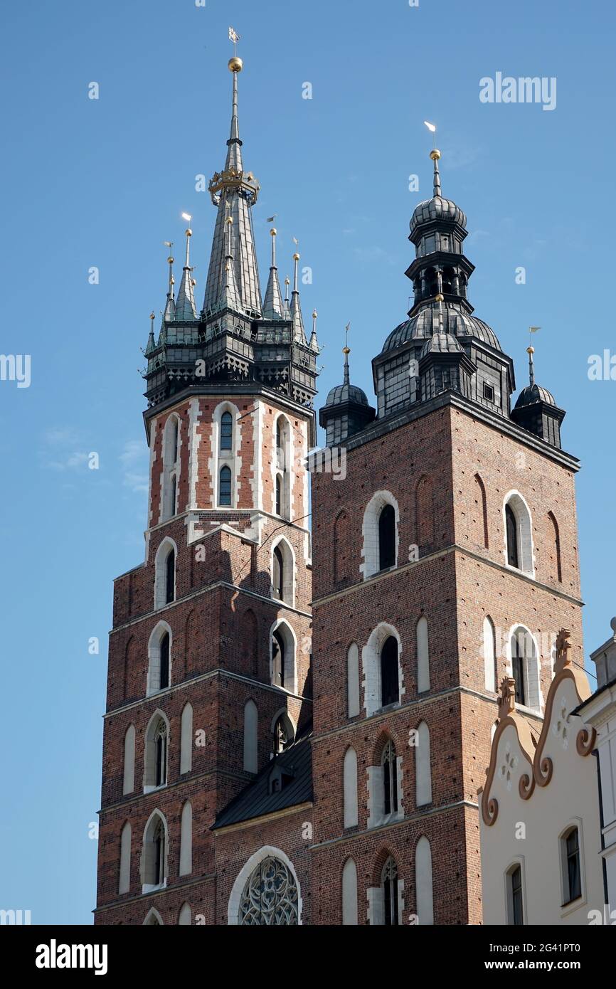 Basilica style structure hi-res stock photography and images - Alamy