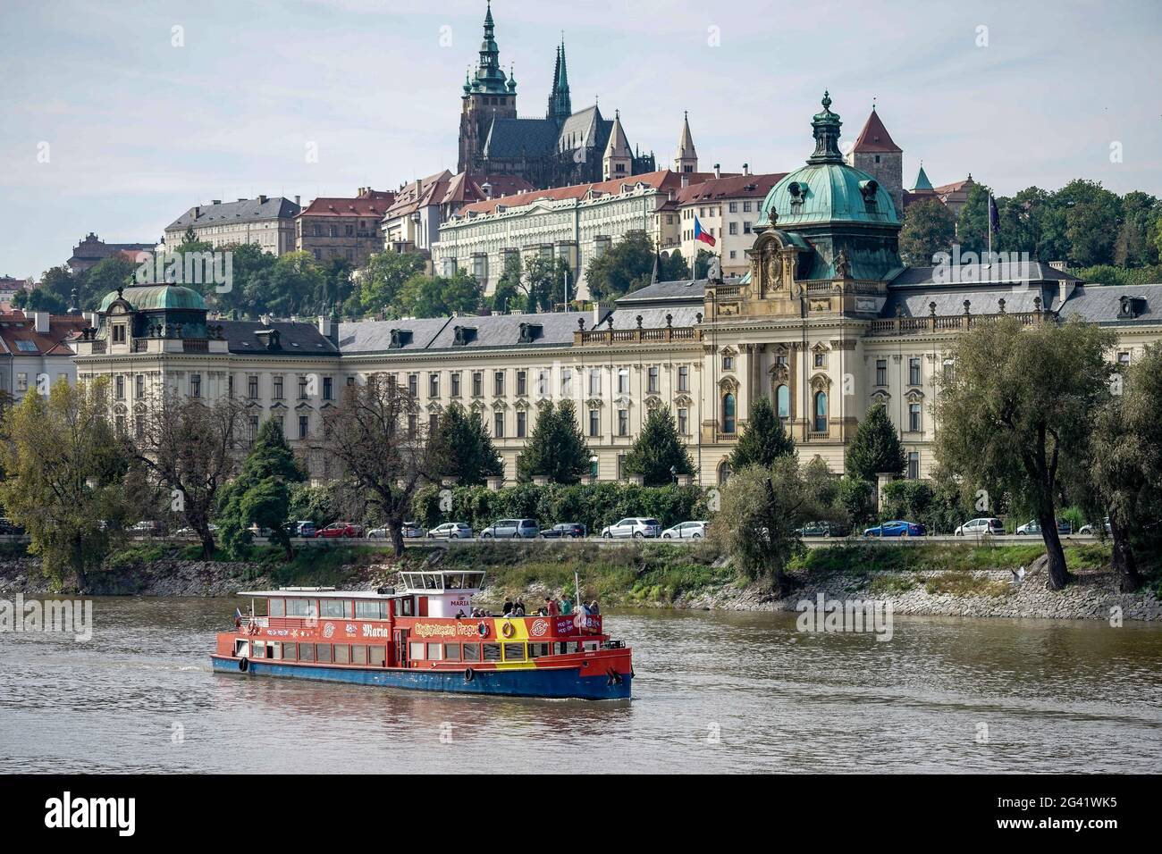 Cechuv bridge hi-res stock photography and images - Alamy