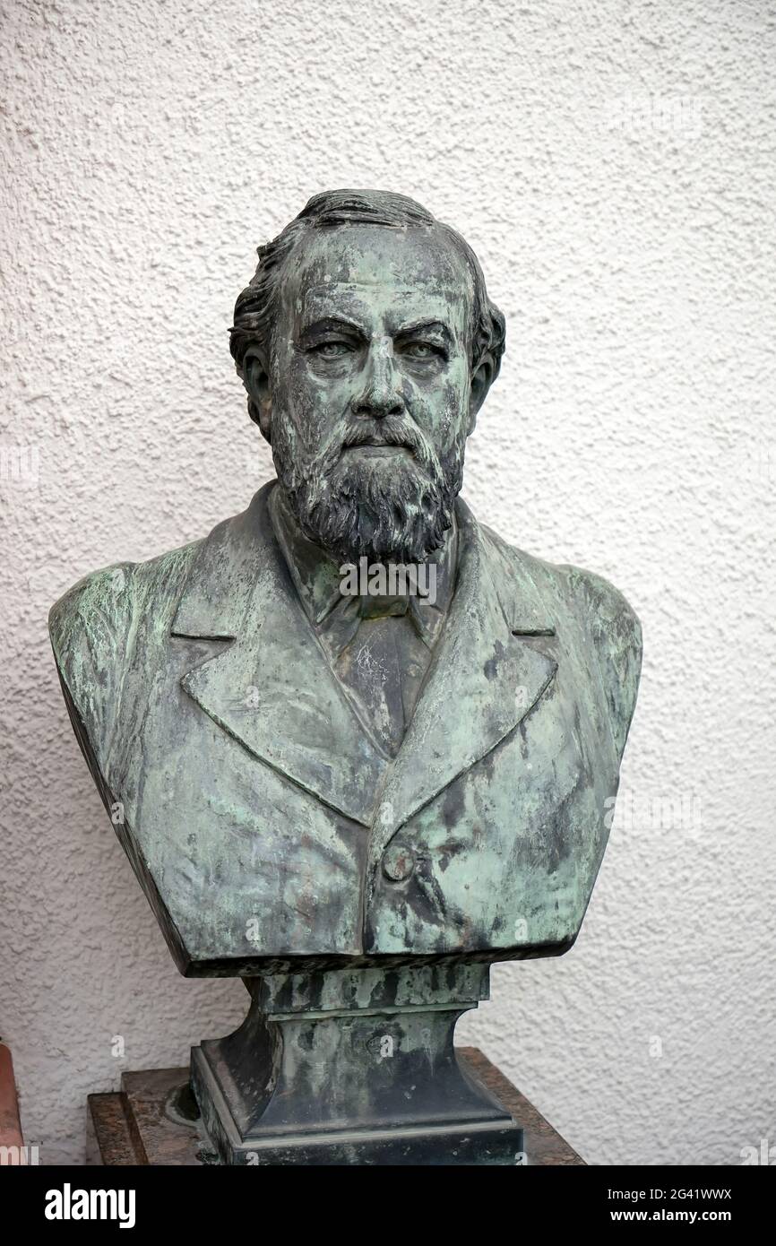 Bust of Prof Dr Schenk in Friedrichsdorf Stock Photo - Alamy