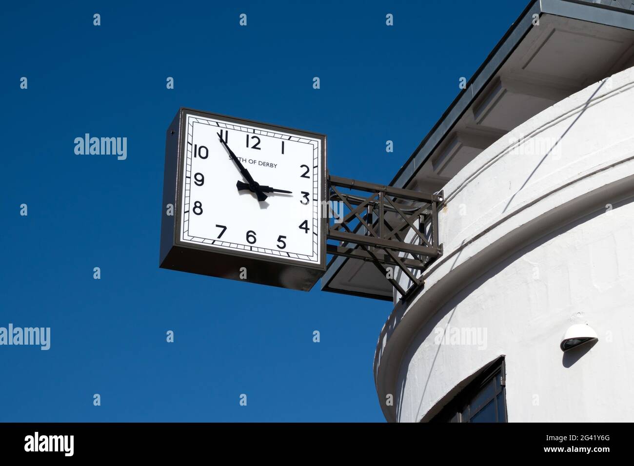 Pier Clock High Resolution Stock Photography and Images - Alamy