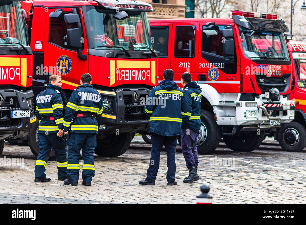 Romanian Firefighting emergency firemen (Pompierii) parked in front of ...