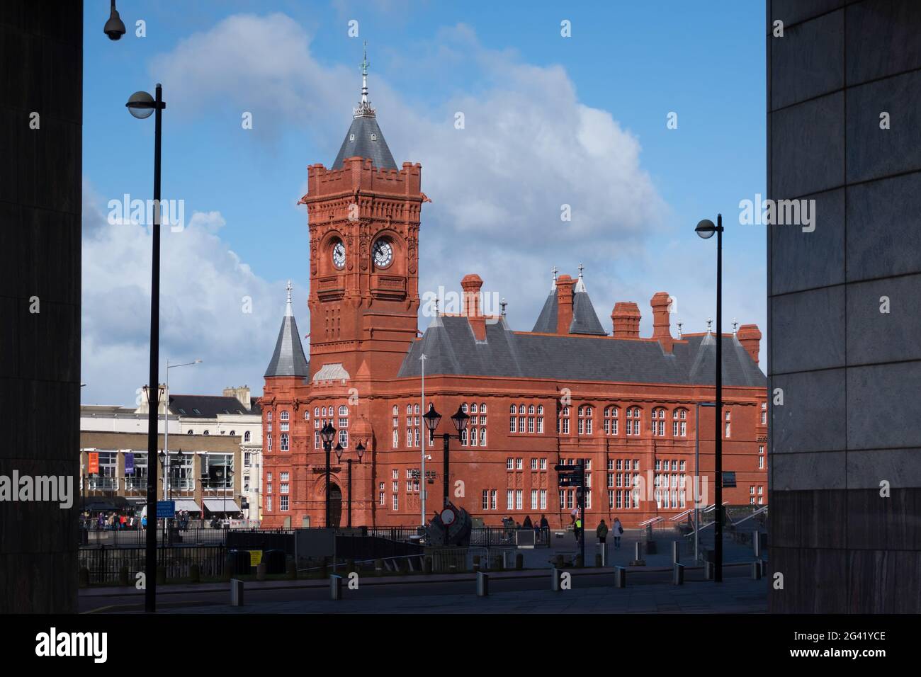 Cardiff docks historical hi-res stock photography and images - Alamy