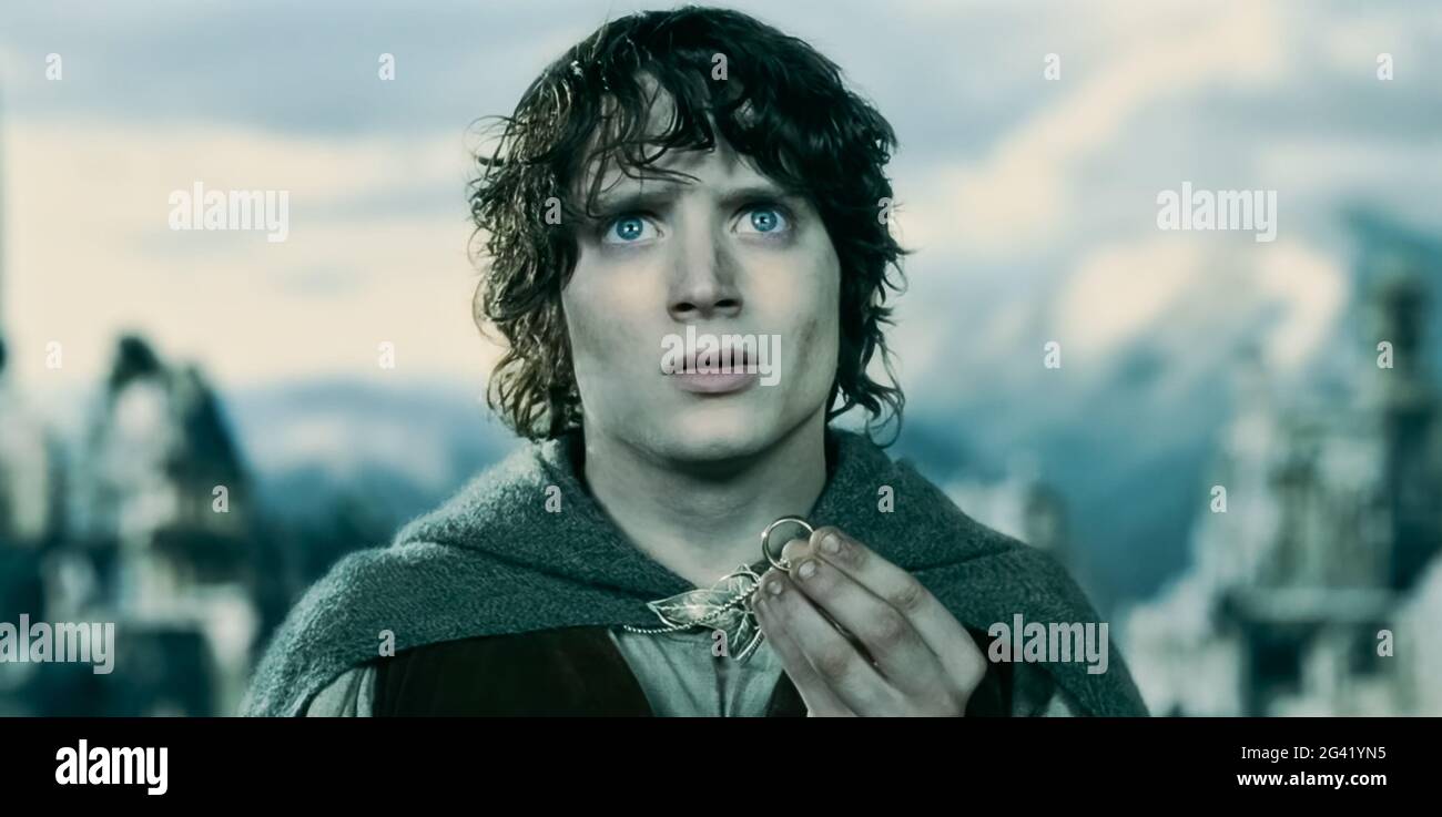 USA. Elijah Wood as Frodo Baggins in a scene from (C)New Line Cinema ...