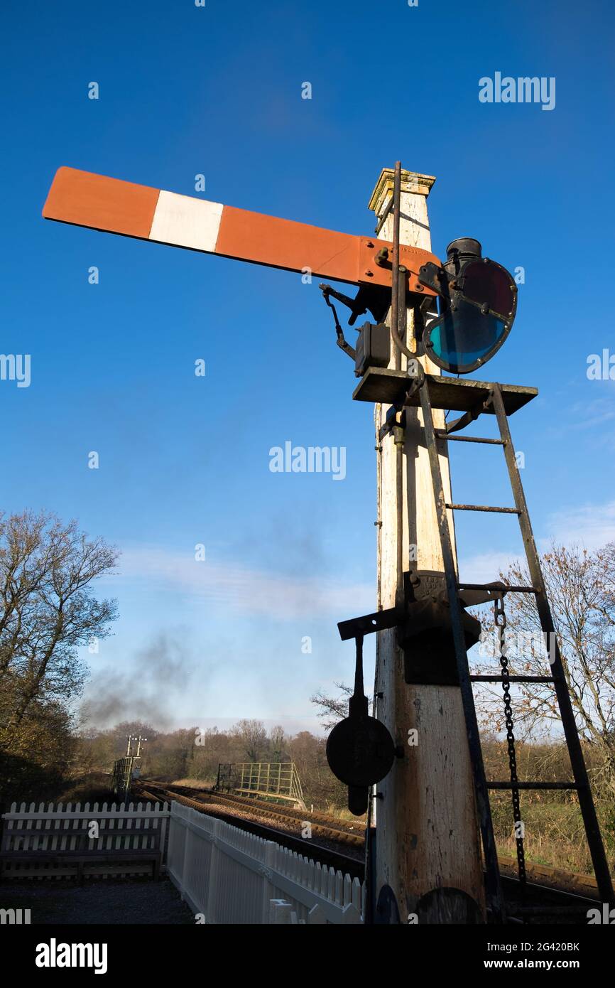 Sheffield park station hi-res stock photography and images - Alamy