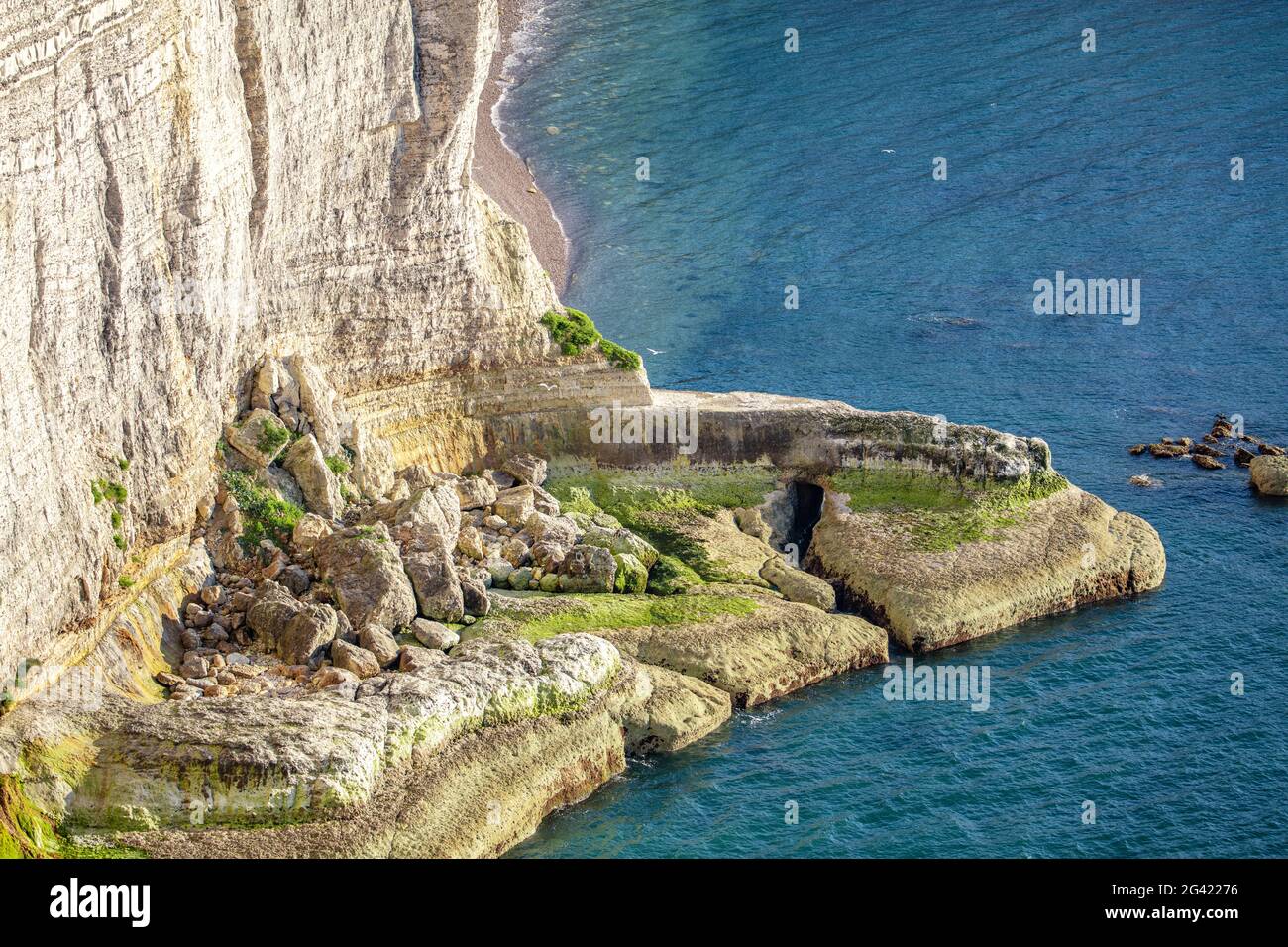 Fallen rocks on the cliffs at Étretat, Normandy, France Stock Photo - Alamy