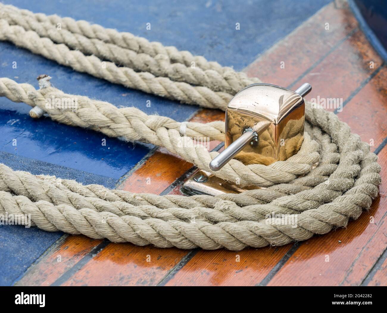 Rope on the Steam Yacht Gondola on Coniston Water Stock Photo - Alamy