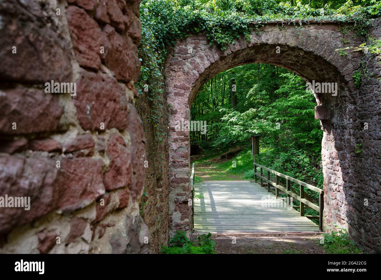 Wooden bridge of wildenstein castle hi-res stock photography and images ...