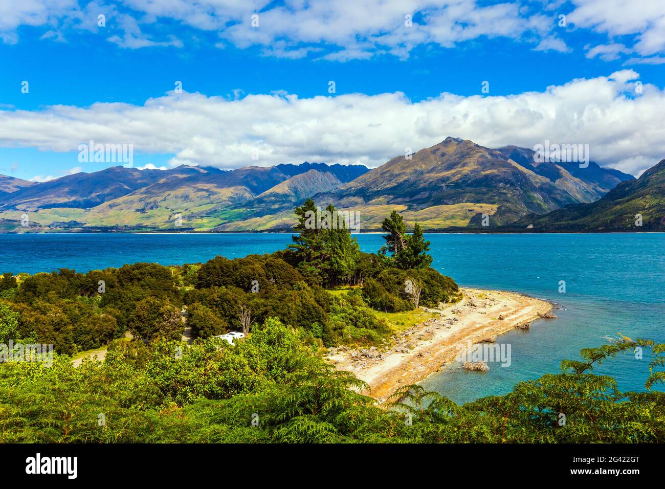 The shore of Lake Wanaka Stock Photo - Alamy