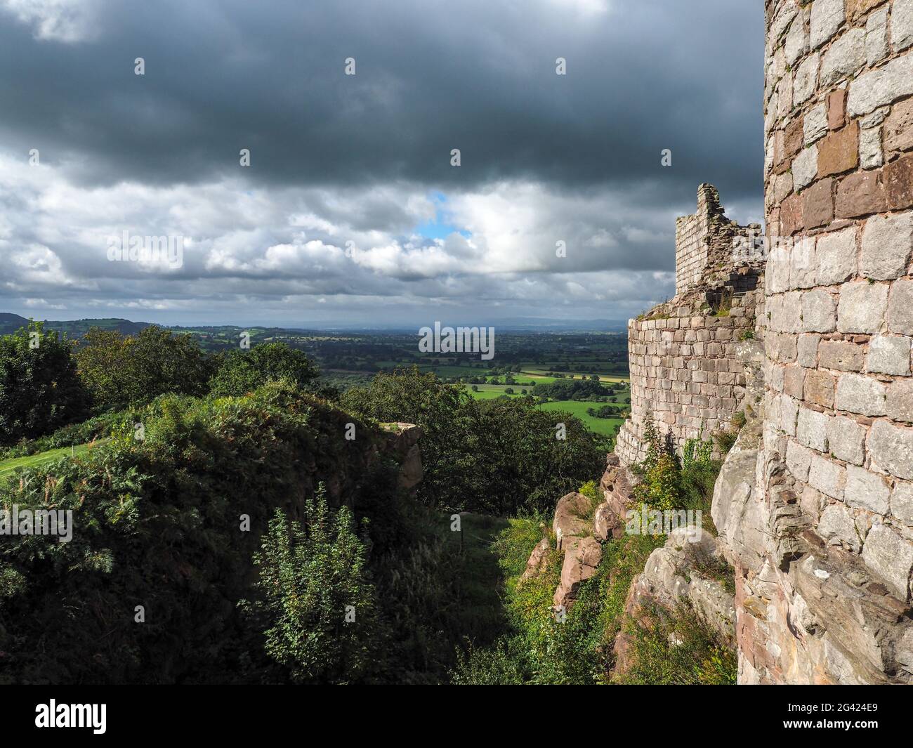 Historic ruins ancient fortification hi-res stock photography and ...