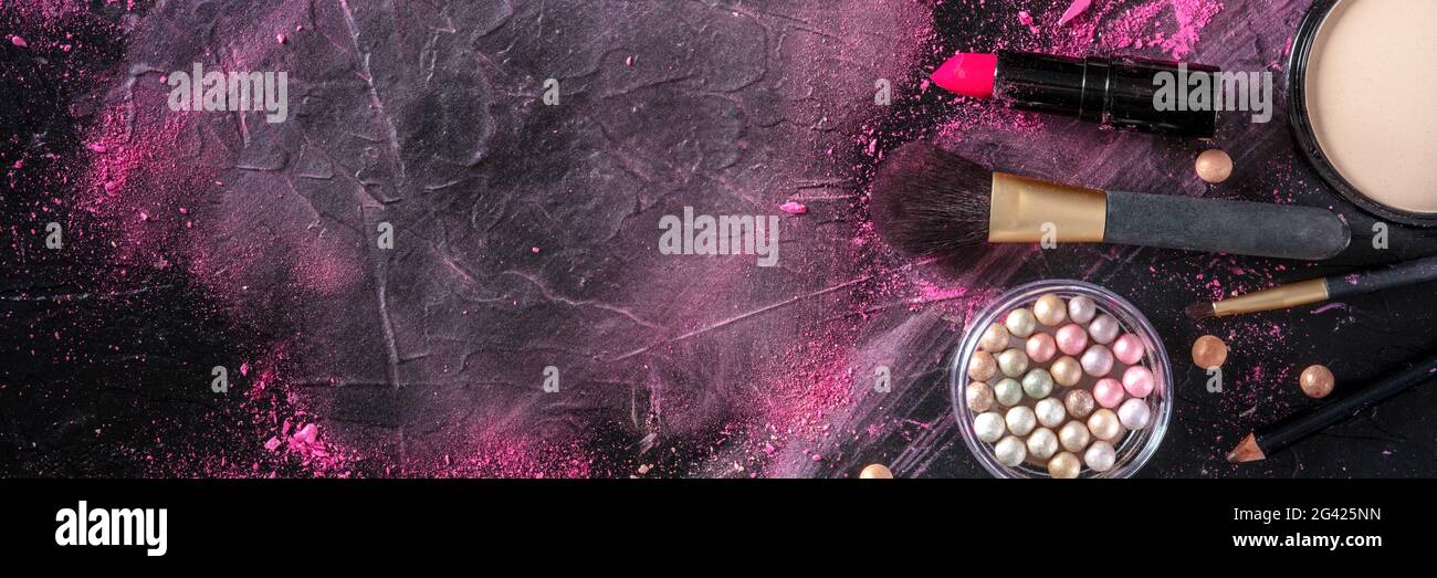 Makeup panorama with brushes, pearls and lipstick, shot from above ...