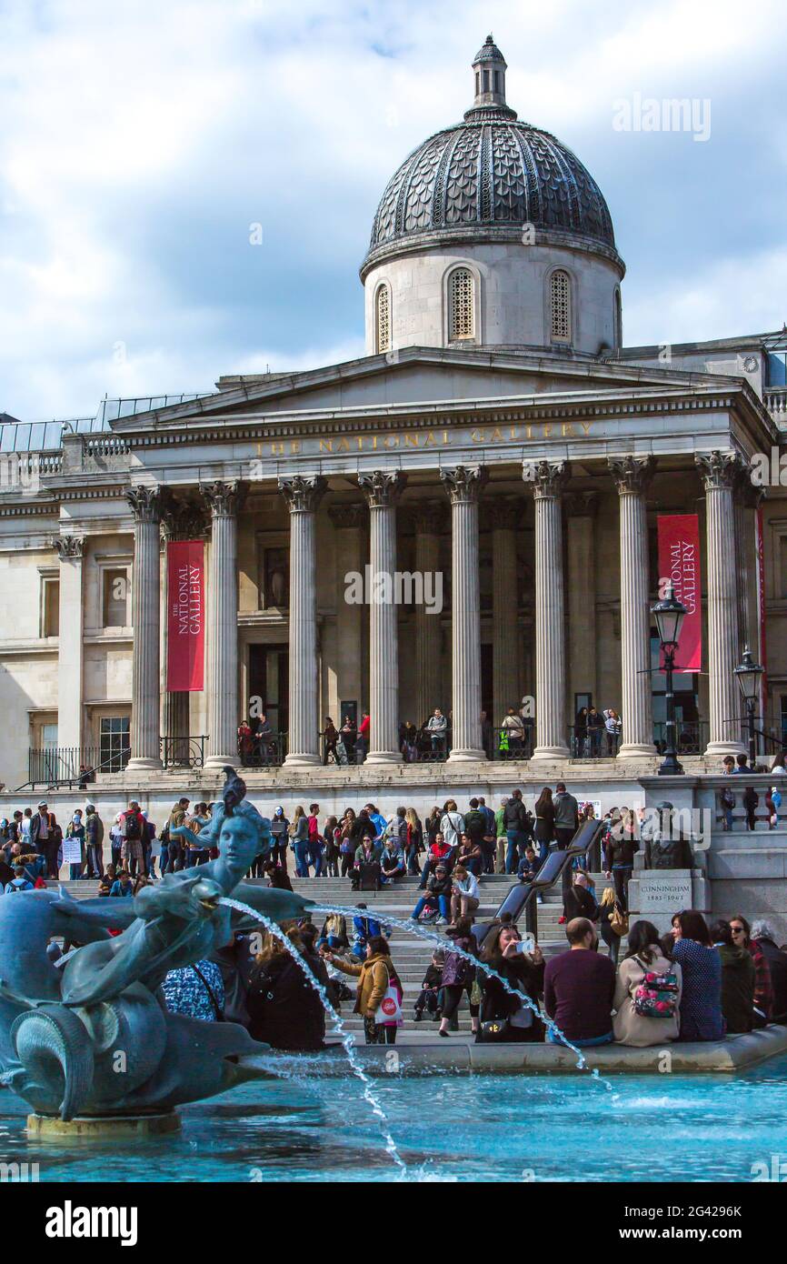 The national gallery london paintings hi-res stock photography and ...