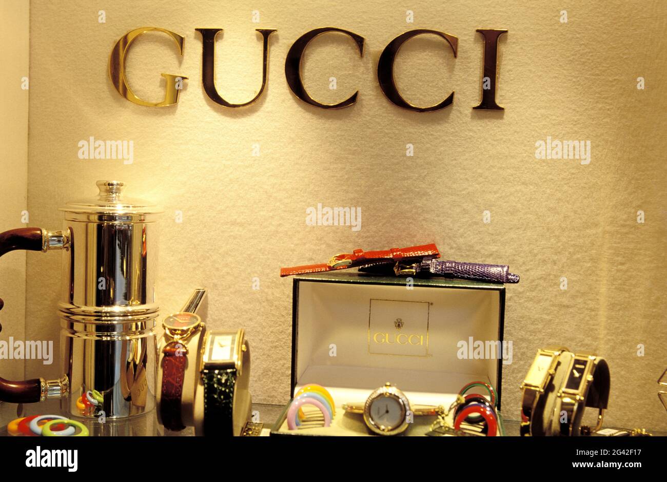 As roma store hi-res stock photography and images - Alamy