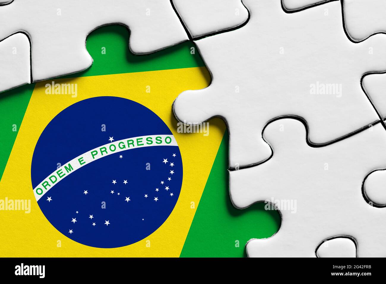 Jigsaw puzzle with the national flag of Brazil Stock Photo - Alamy