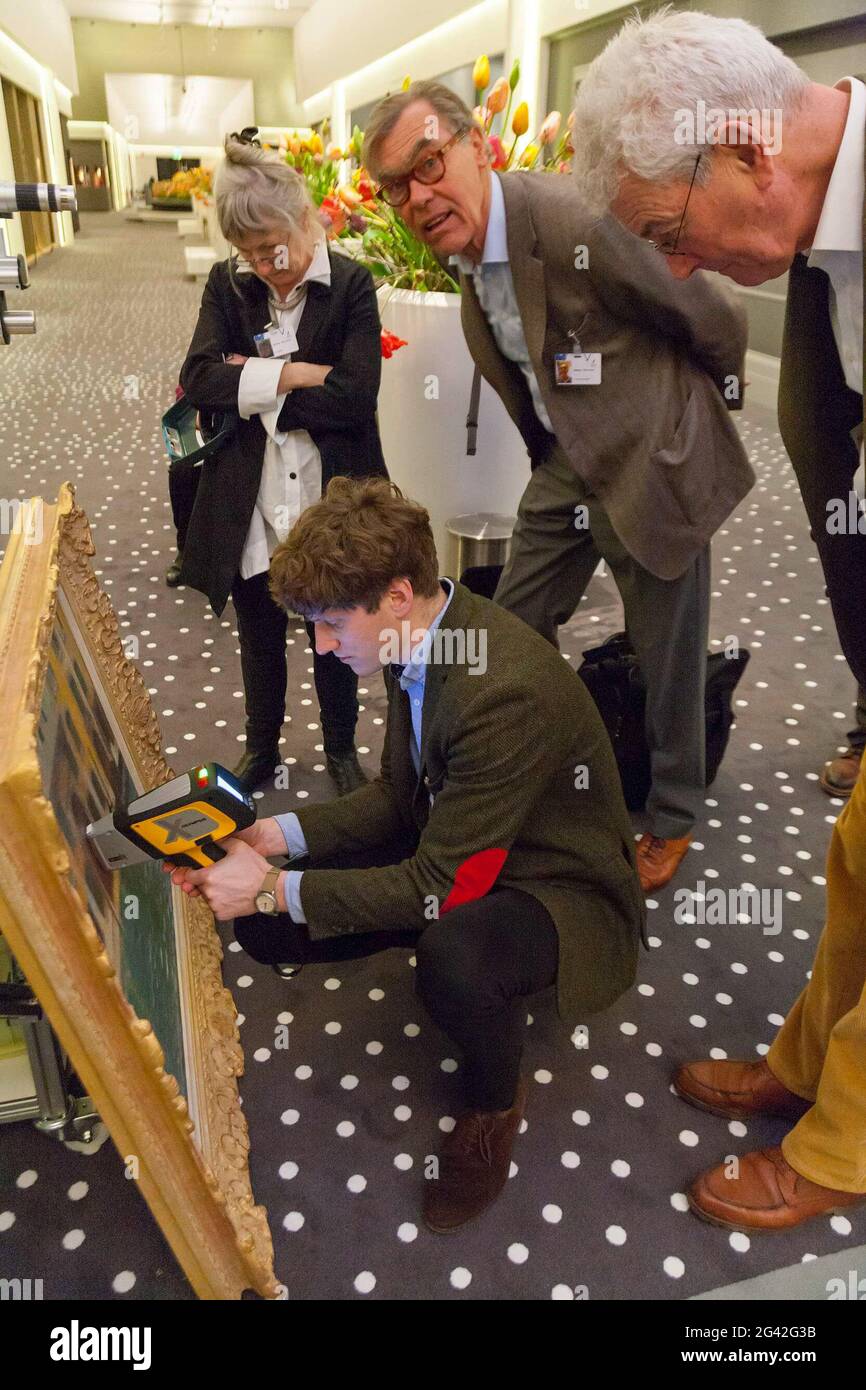Tefaf hi-res stock photography and images - Alamy