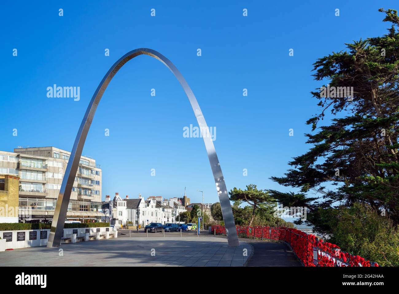 FOLKESTONE, KENT/UK - NOVEMBER 12 : View of the War Memorial square in ...