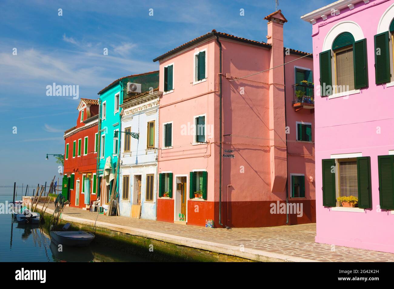 Italy burano colorful buildings hi-res stock photography and images - Alamy