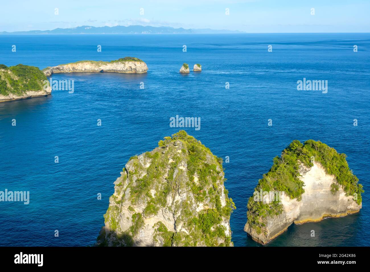 Rock islets hi-res stock photography and images - Alamy