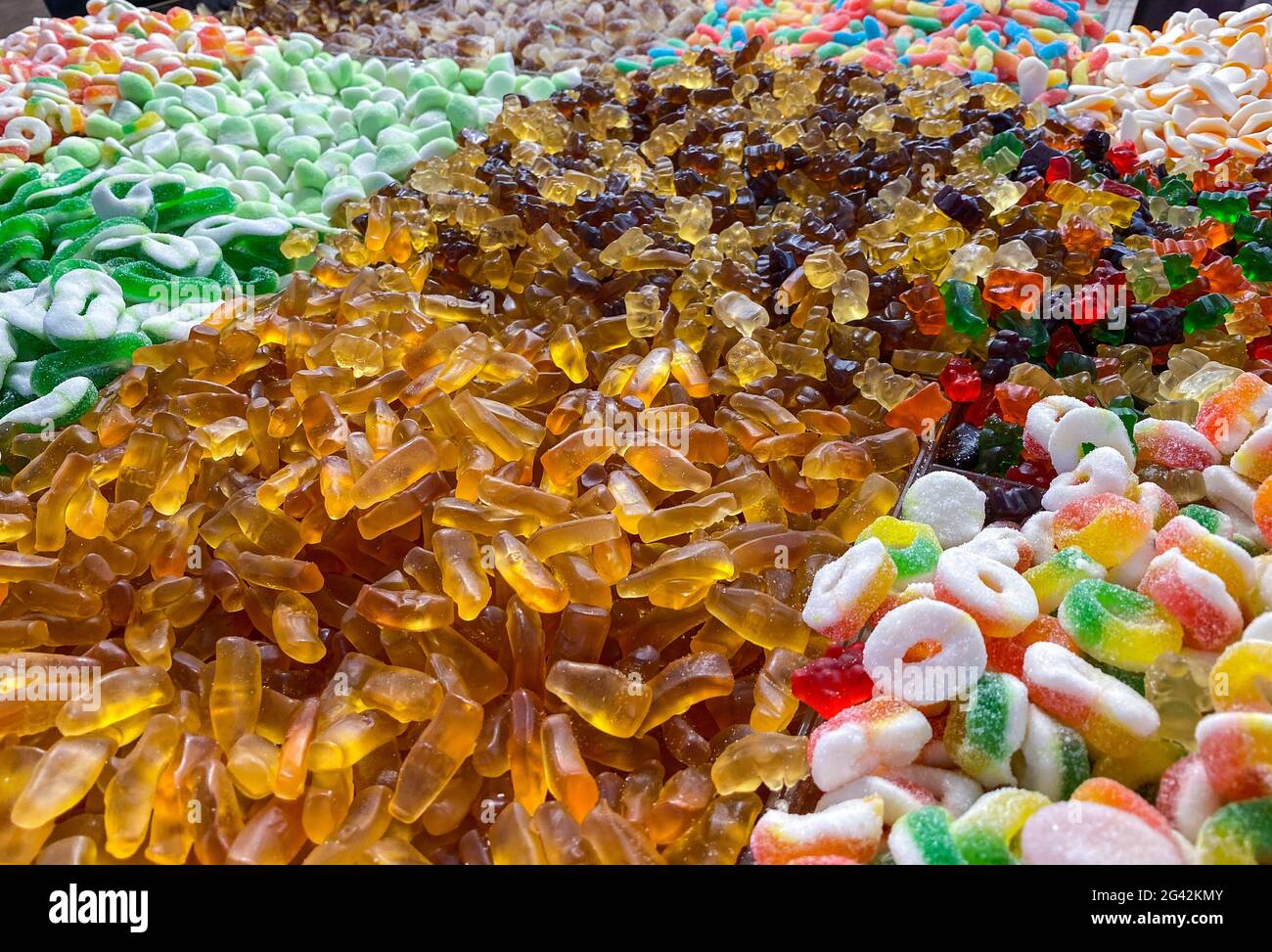 Tasty sweets hi-res stock photography and images - Alamy