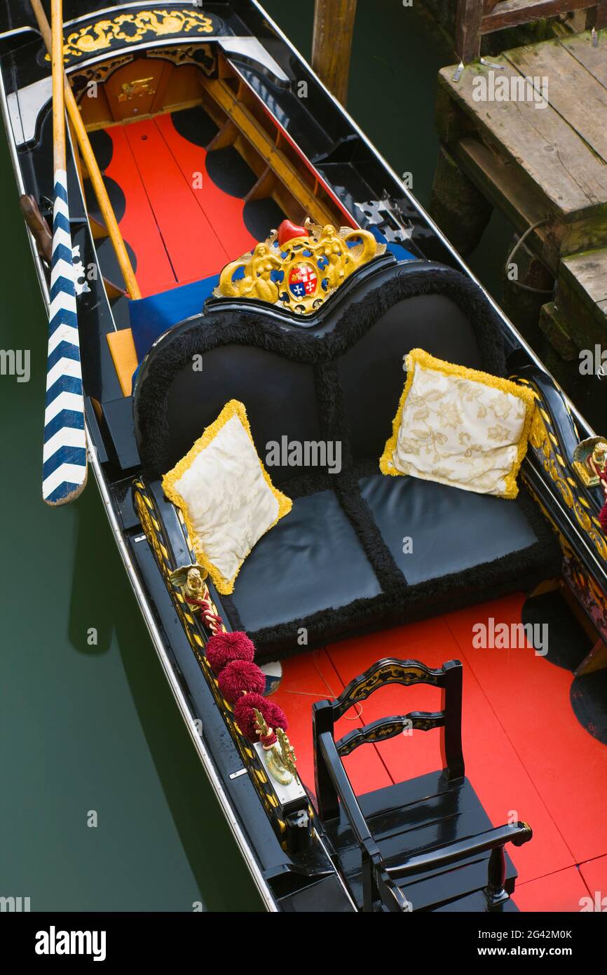Detail venetian gondola italy hi-res stock photography and images - Alamy