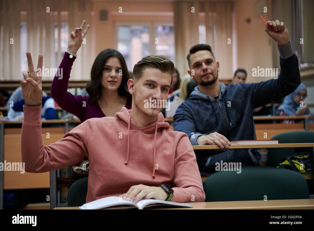 Uni students in class hi-res stock photography and images - Alamy