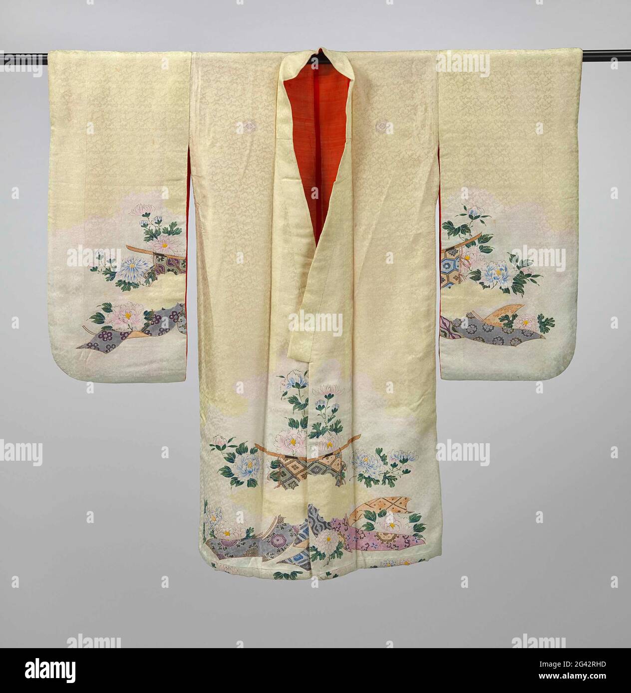Girls furisode hi-res stock photography and images - Alamy