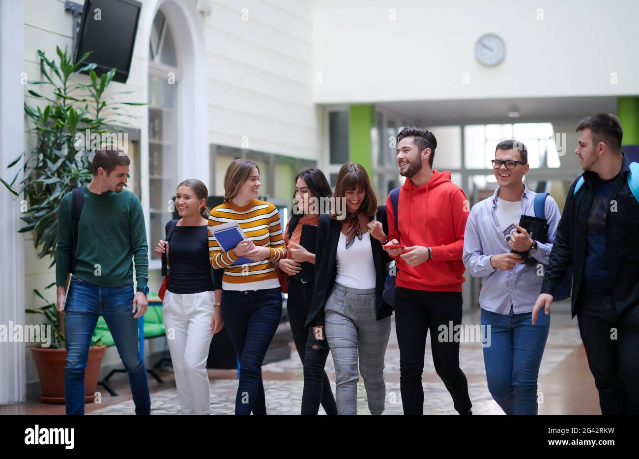 Students in modern school using modrn technology Stock Photo - Alamy