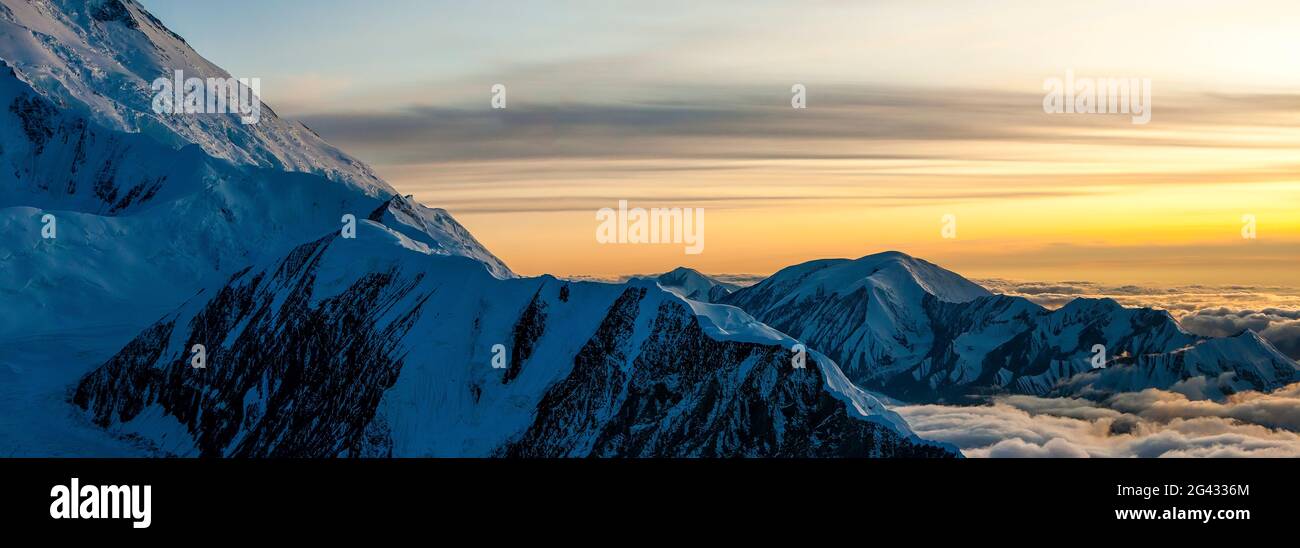 Denali mountain in alaska hi-res stock photography and images - Alamy
