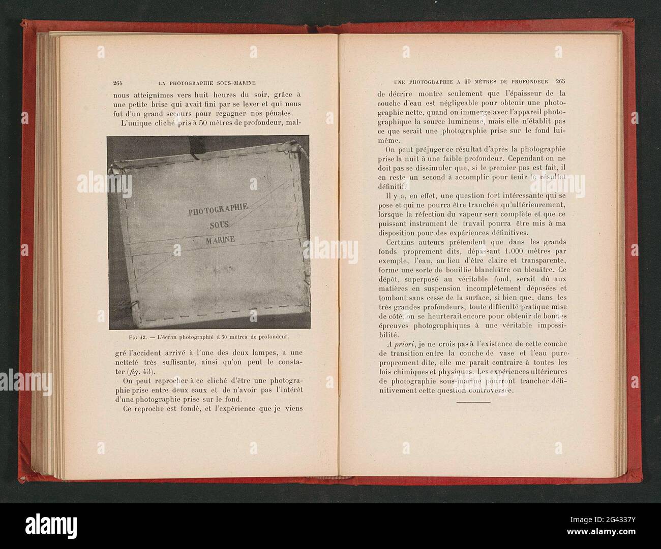 Edge Met Tekst Oderwater; The screen photographed at 50 meters deep ...