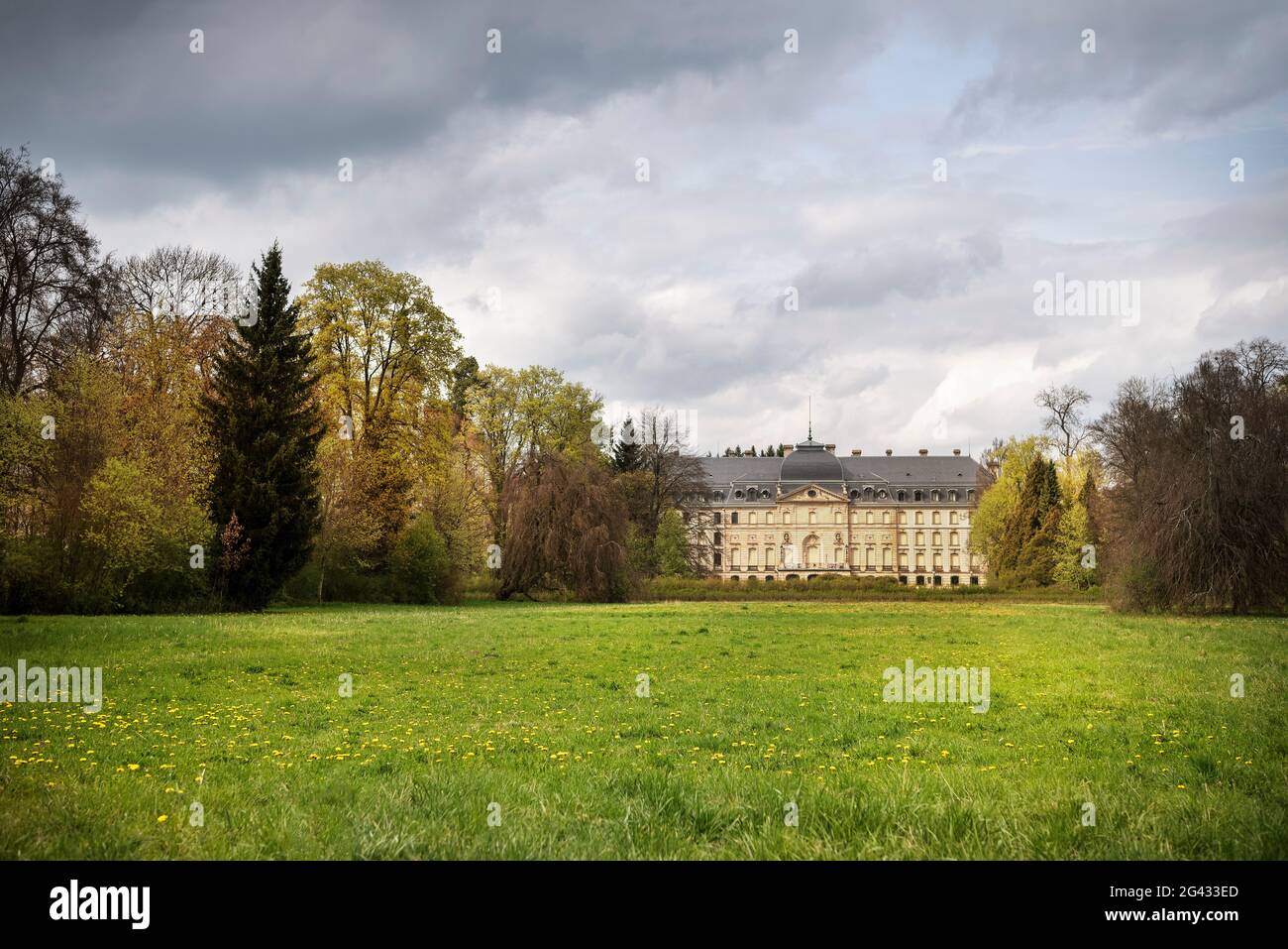 Lock baar hi-res stock photography and images - Alamy