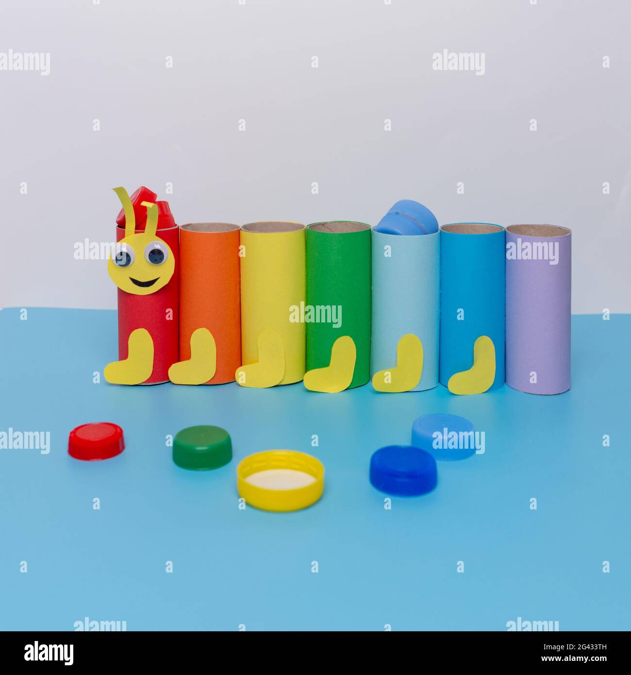 DIY summer paper craft for kids, how to make an caterpillar, homemade ...