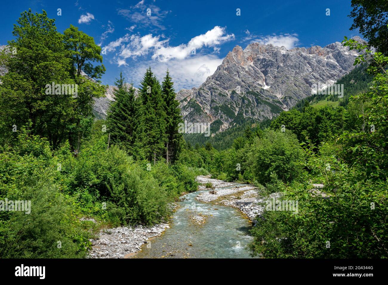 On the way to the Triefen, Hinterthal, Pinzgau, Salzburger Land ...