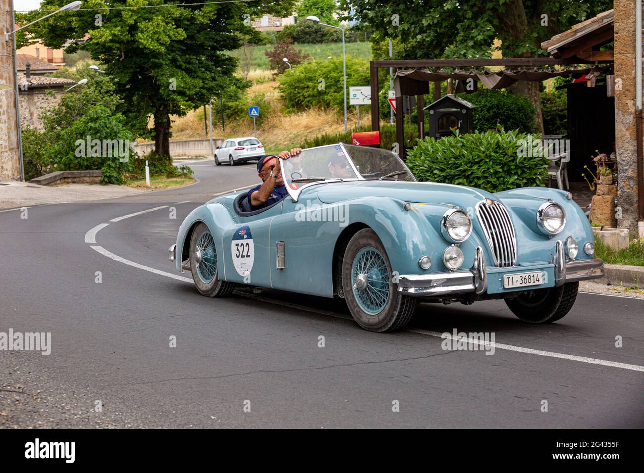 1955 jaguar xk140 ots se roadster hi-res stock photography and images ...