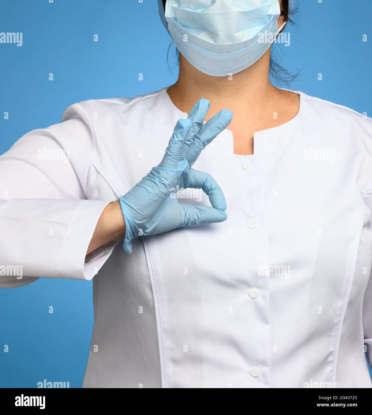Girl wearing latex gloves hi-res stock photography and images - Alamy