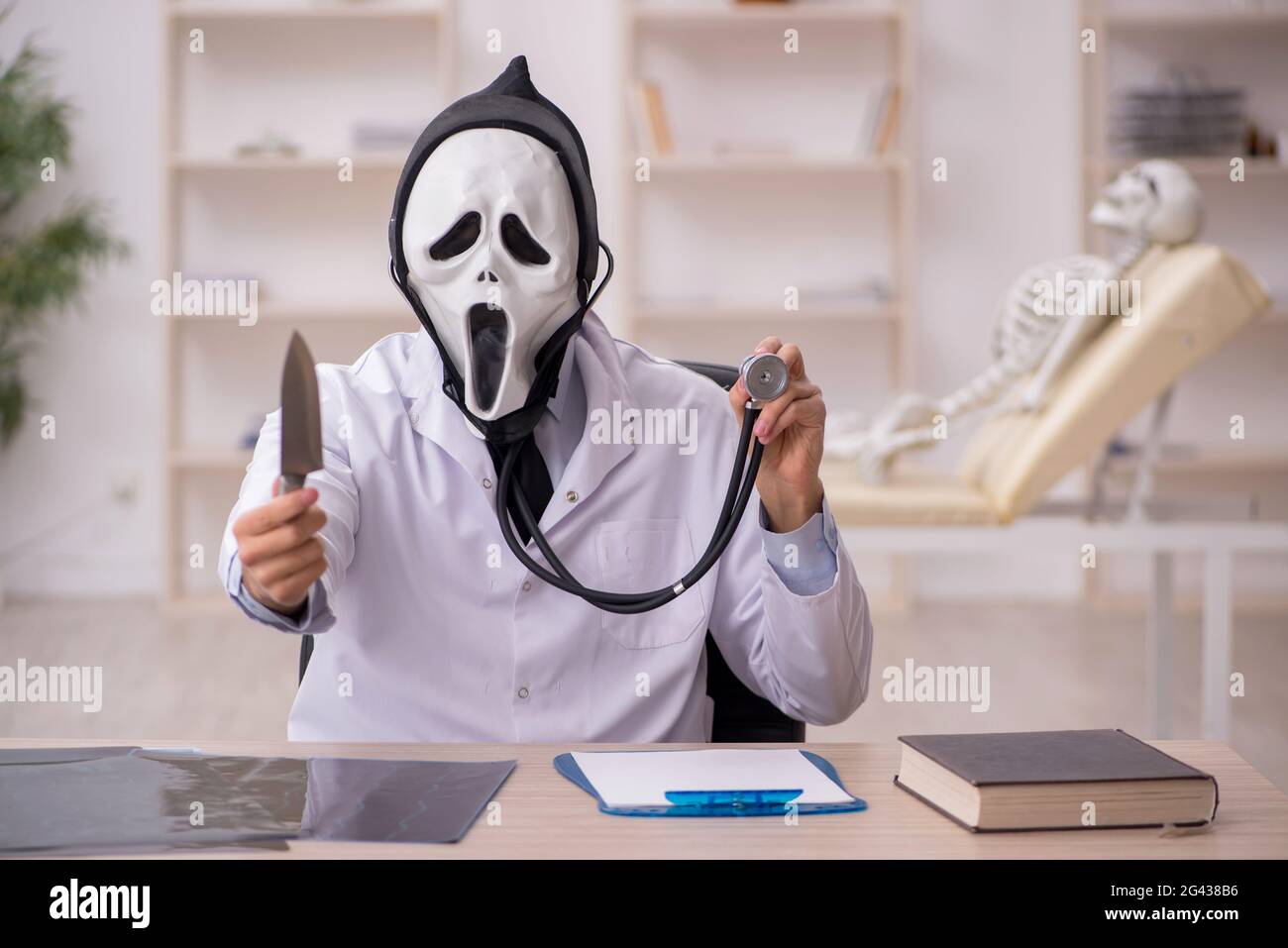 Scary Witch Doctor High Resolution Stock Photography and Images - Alamy