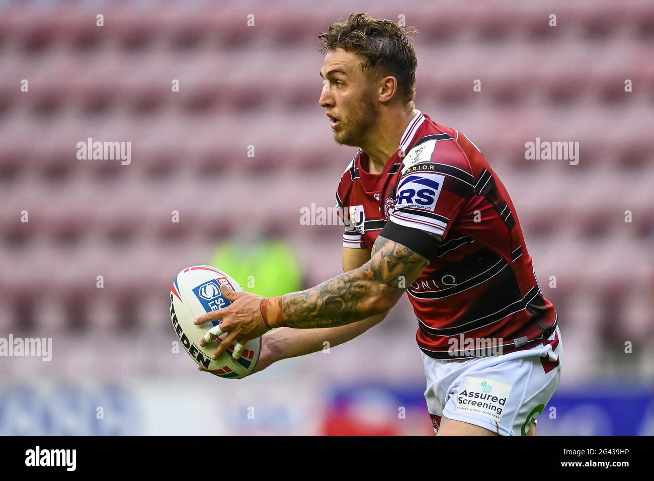 Sam Powell (9) of Wigan Warriors in action Stock Photo - Alamy
