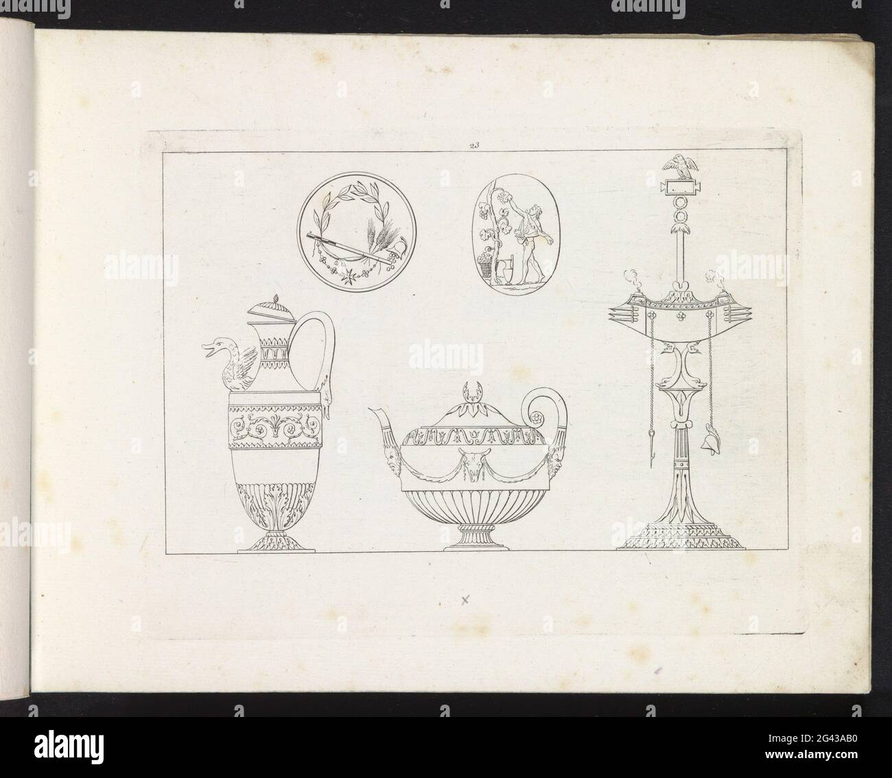 Standard di vita hi-res stock photography and images - Alamy