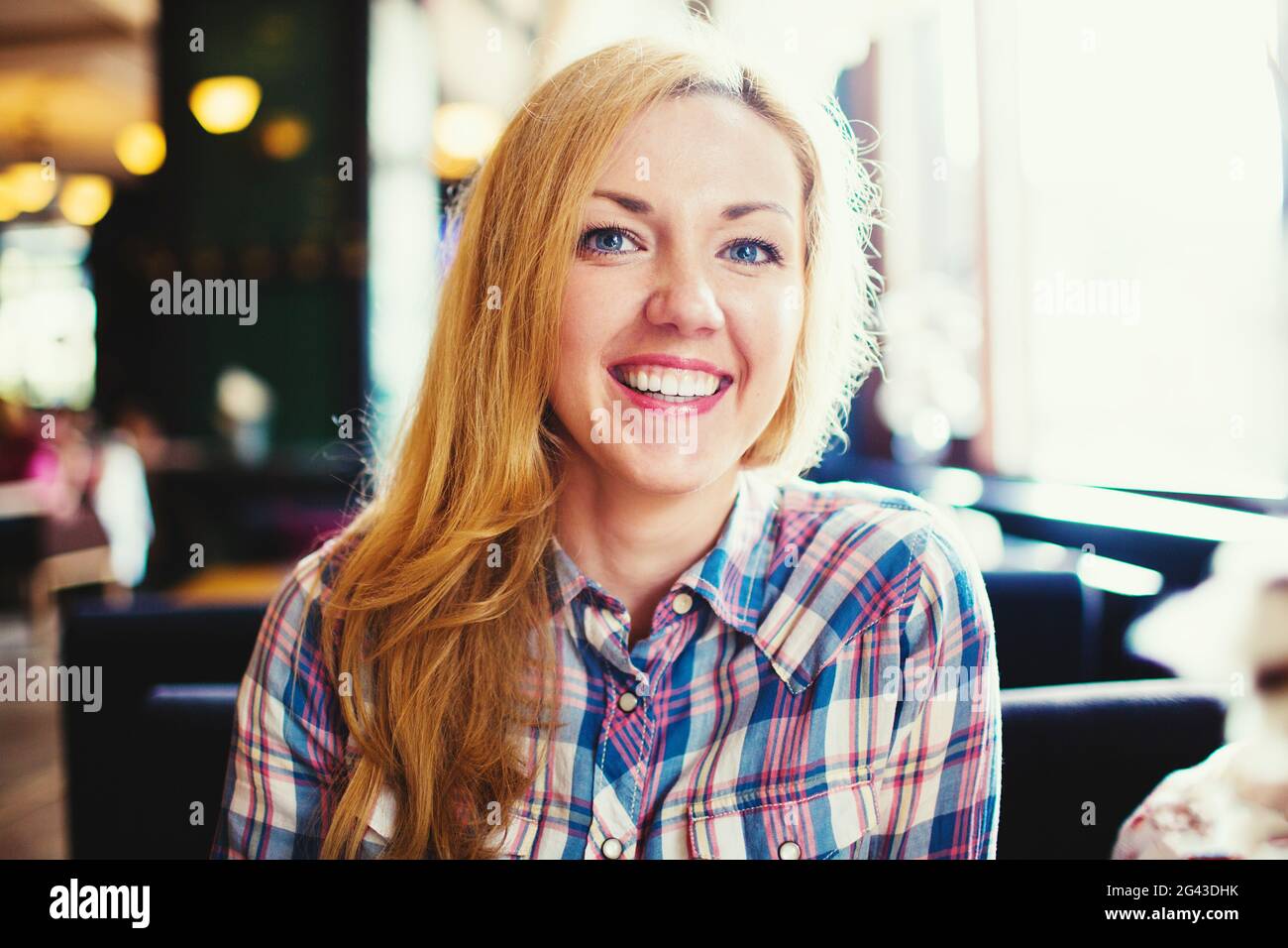 Smile positive woman portrait. Casual girl Stock Photo - Alamy