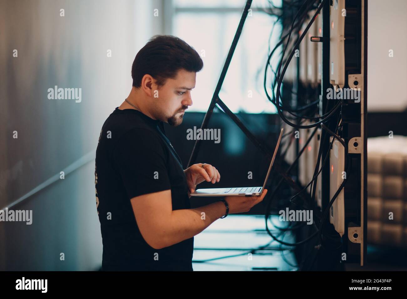 System administrator hi-res stock photography and images - Alamy