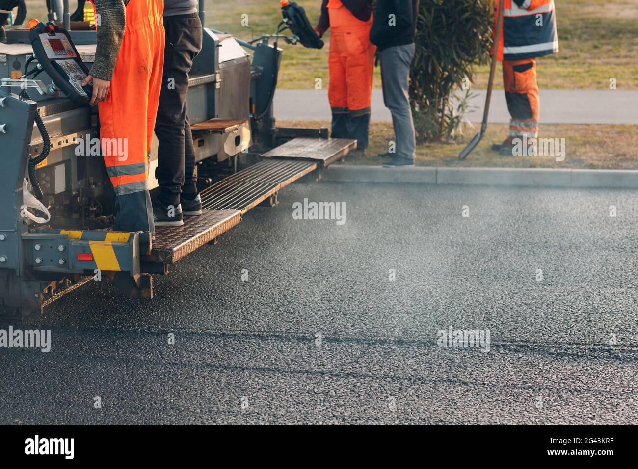 Asphalt paving machine road hi-res stock photography and images - Alamy