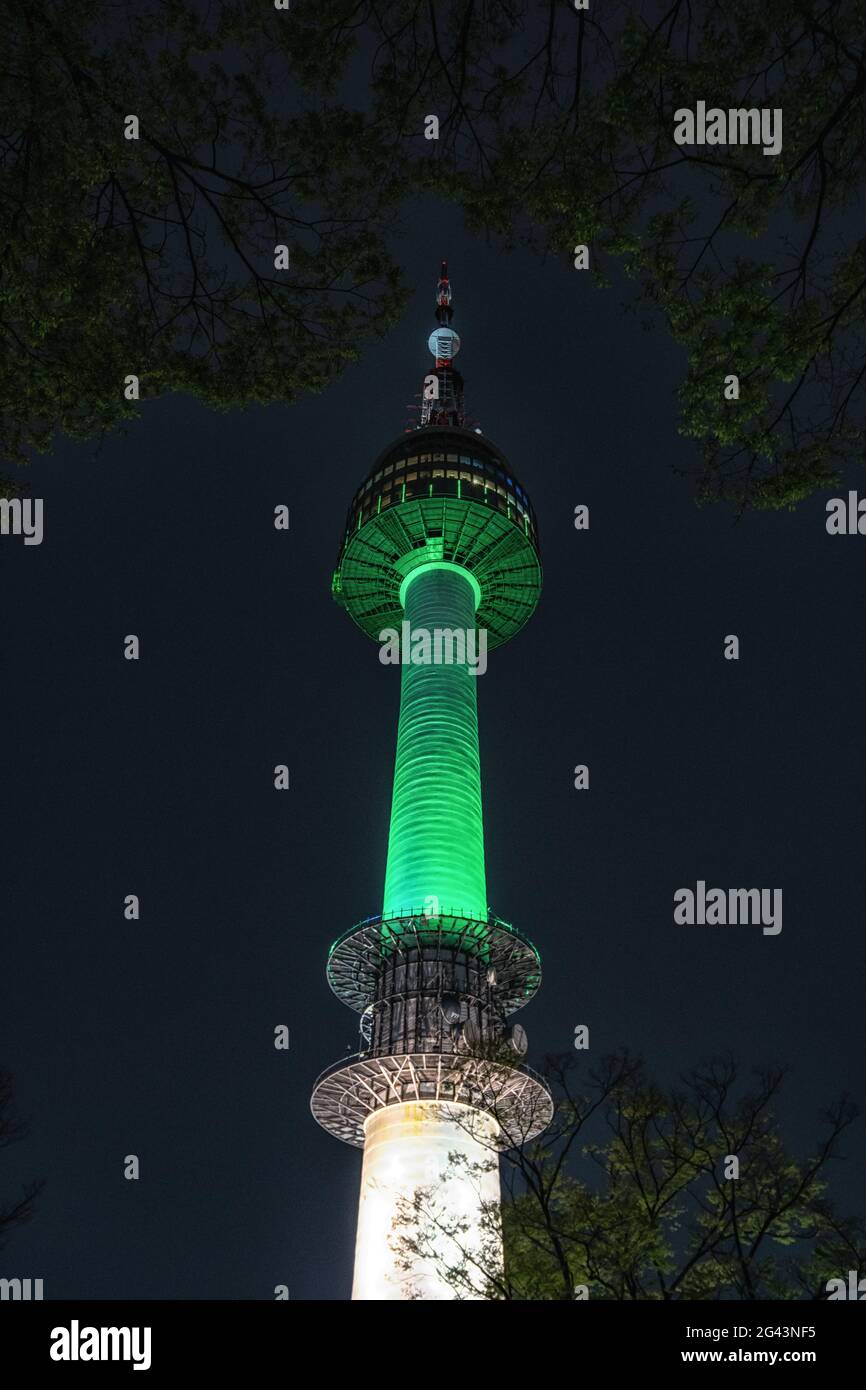 N seoul tower at night Stock Photo - Alamy