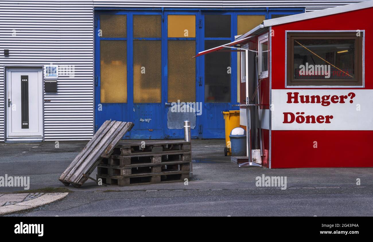Container kiosk hi-res stock photography and images - Alamy