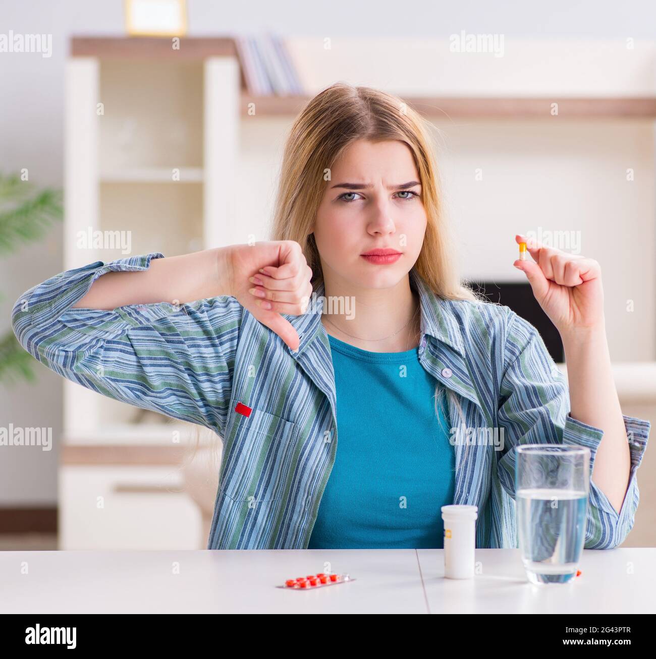 Depression taking tablets hi-res stock photography and images - Alamy