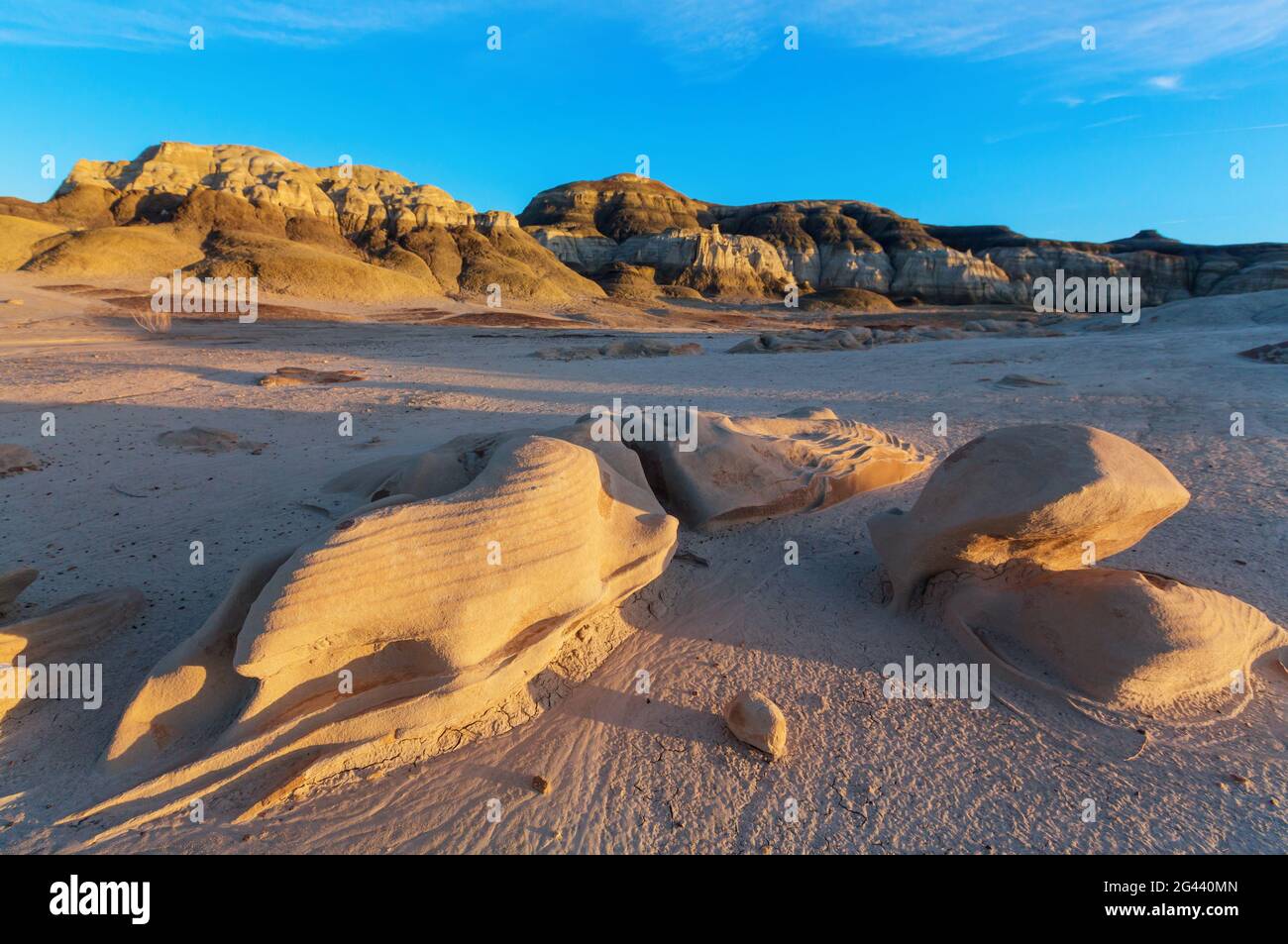 Bisti badlands wildnis de na zin hi-res stock photography and images ...
